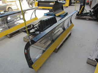 Snow Plows :: Rondo Truck and Trailer - Sycamore, IL